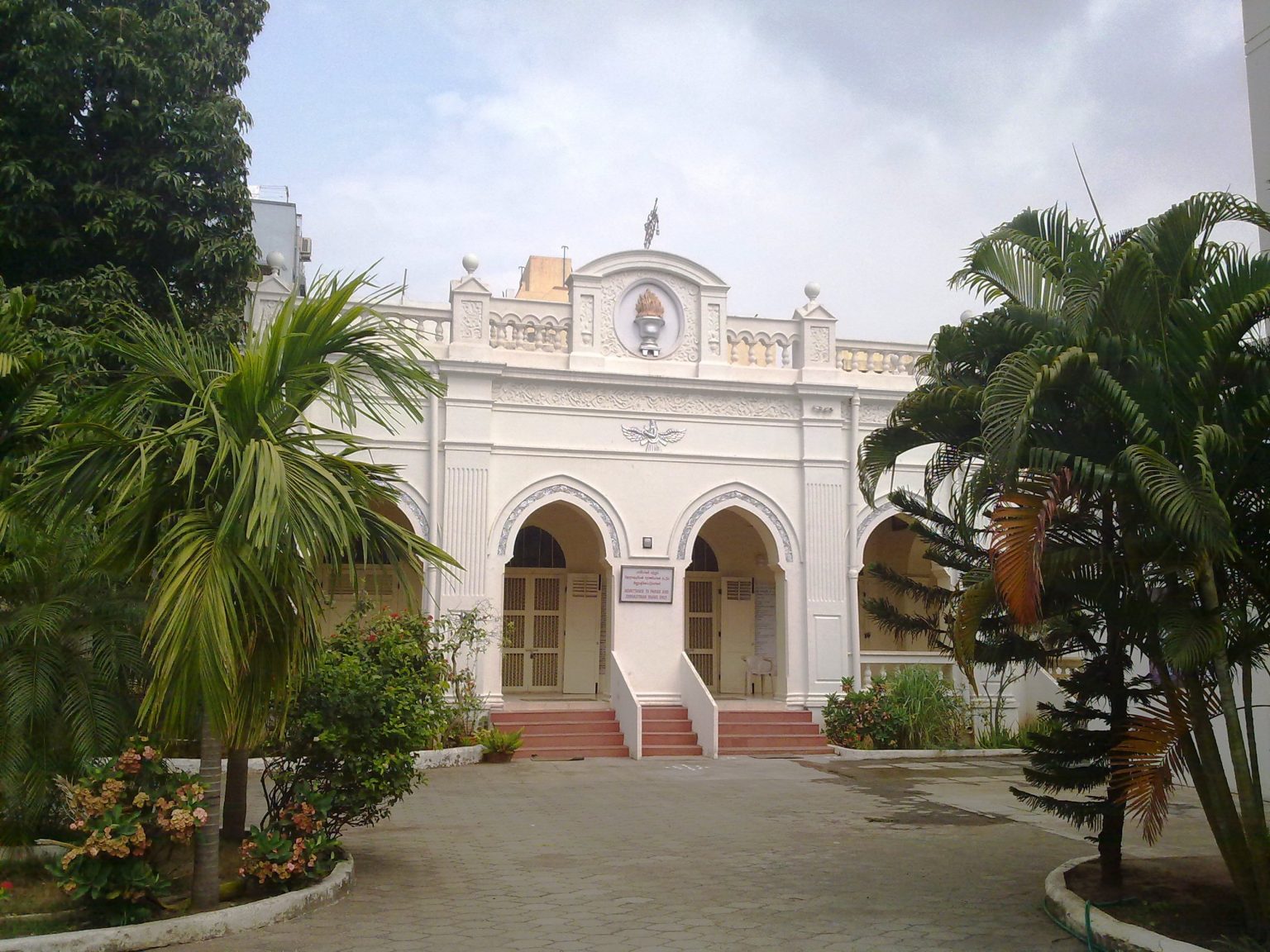 Zoroastrian or Parsi Wedding Traditions and Customs to Know - Jothishi